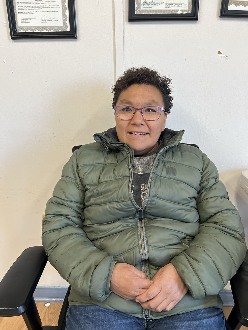 Eena Qillaq - Ilisaqsivik